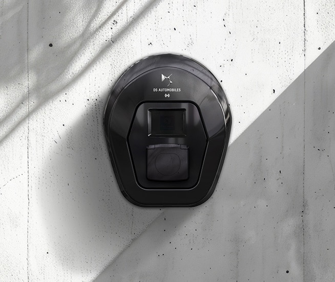 DS 7 Plug-in Hybrid SUV | Hybrid Performance | DS Automobiles AT
